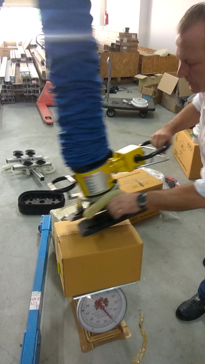 VPL Lift up Box 28 Kg on Vimeo