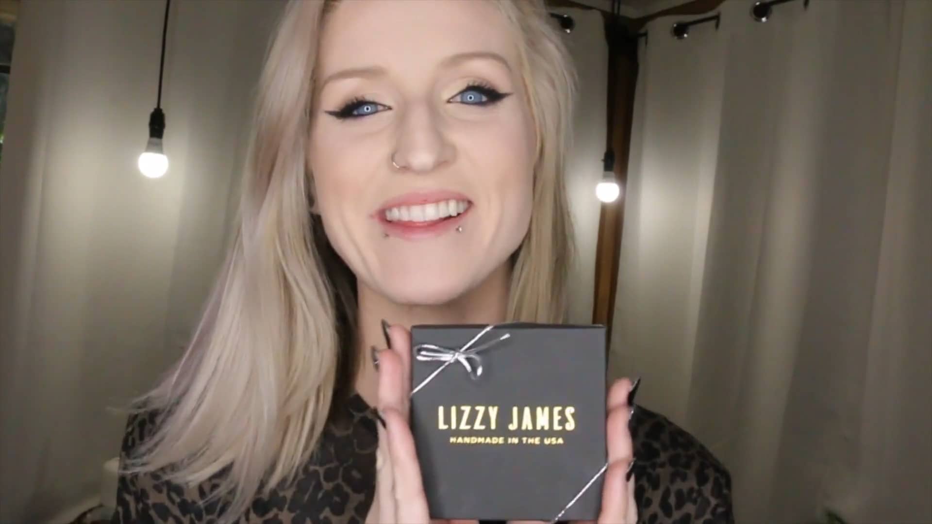 Unboxing the JOY collection by Lizzy James stackable adjustable ...