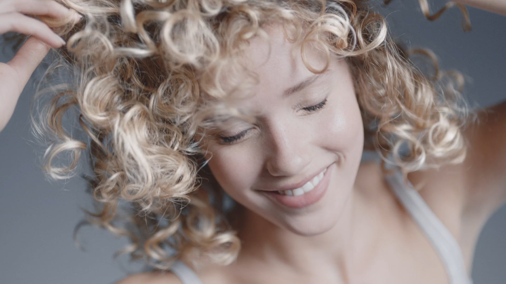 Garnier Fructis mood Hair Fruit on Vimeo
