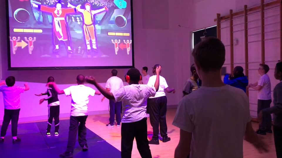 Year 10 WII Dancing on Vimeo