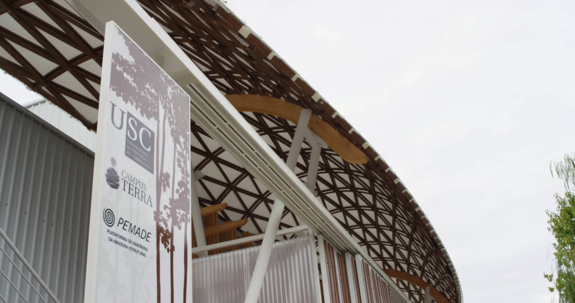 Triaxial Gridshell of Eucalyptus (First Prototype Project) on Vimeo