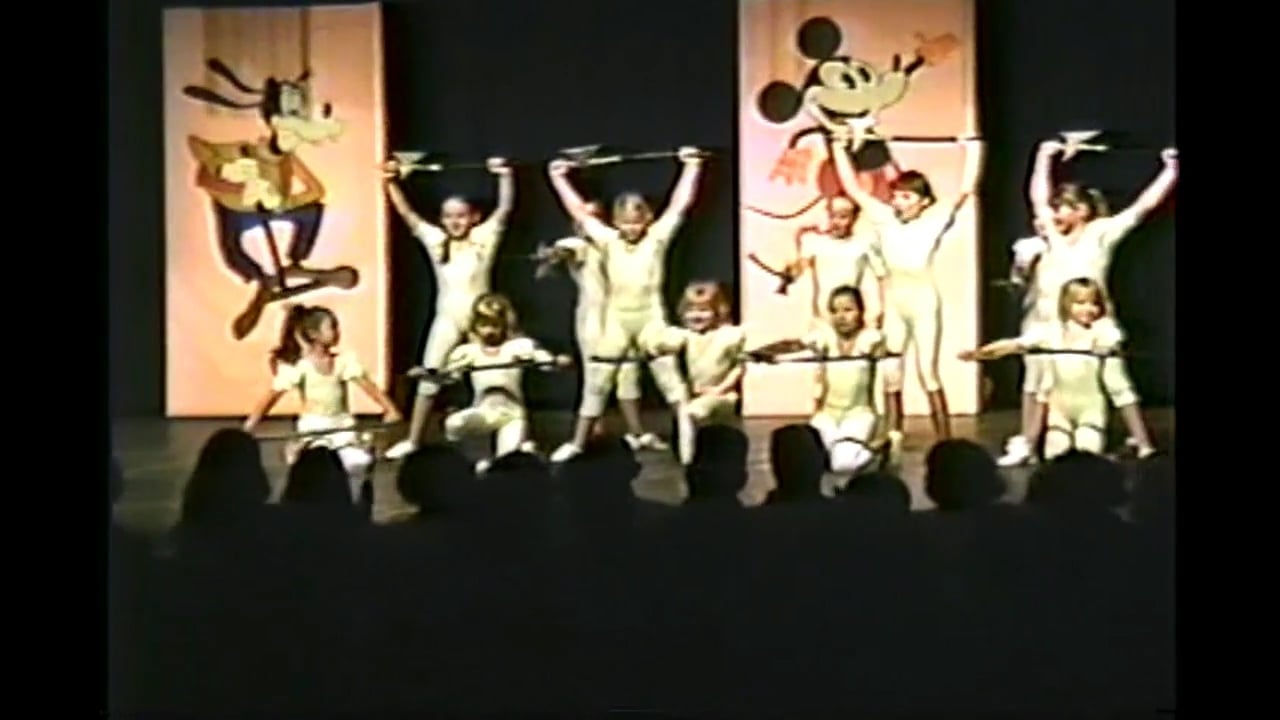 1992 casey dance performance w group Rheem on Vimeo