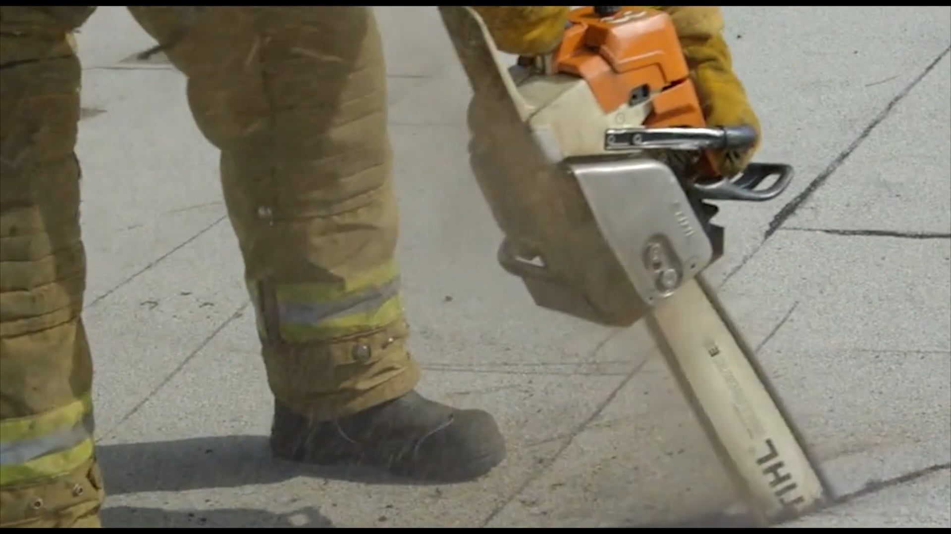 WATCH OUTS 10-15 : While Cutting