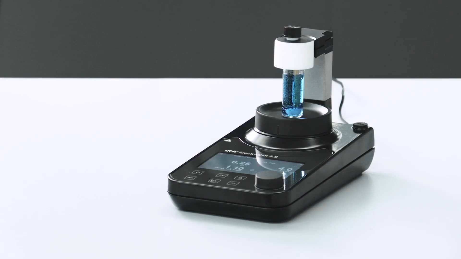 ElectraSyn 2.0 by IKA on Vimeo