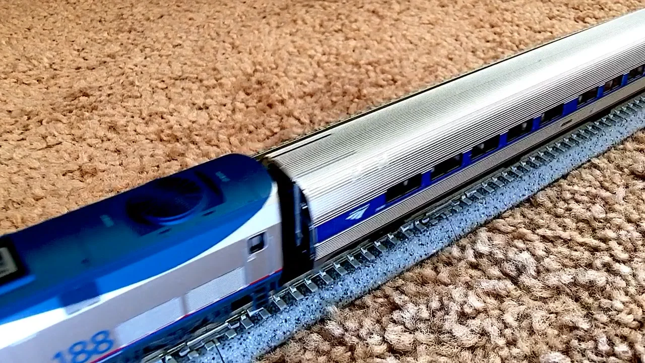 Kato N scale Viewliner on Vimeo