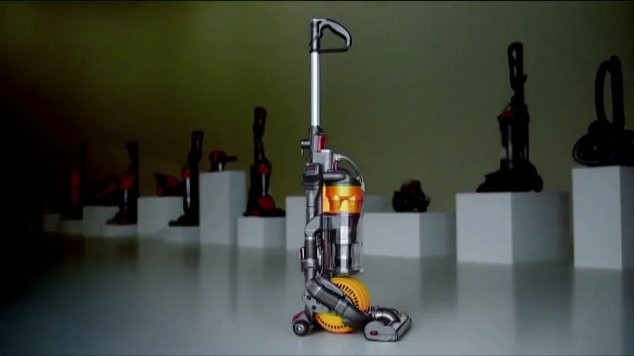 DYSON COMMERCIALS Simon Richards DoP - Dyson "Ball" 30" TVC on Vimeo