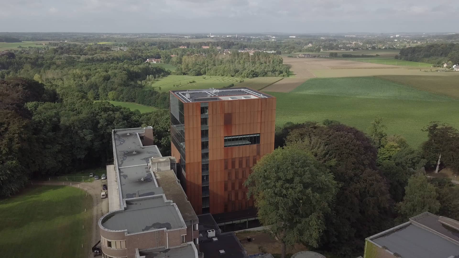 Luchtbeelden campus Pellenberg therapietoren 2 on Vimeo