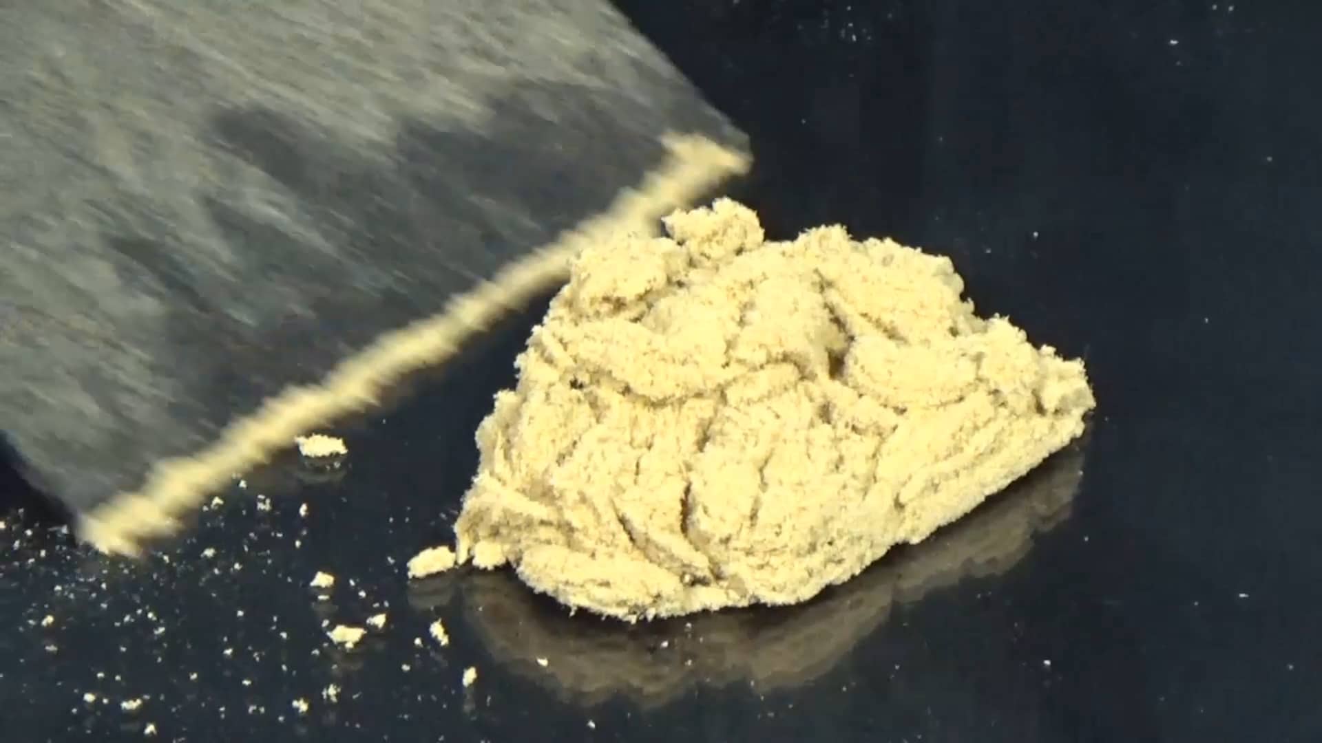 How To Make Dry Ice Hash - GrowWeedEasy.com on Vimeo