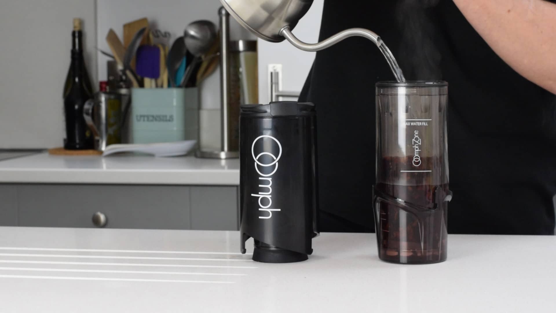 How to Use the Oomph Coffee Maker on Vimeo