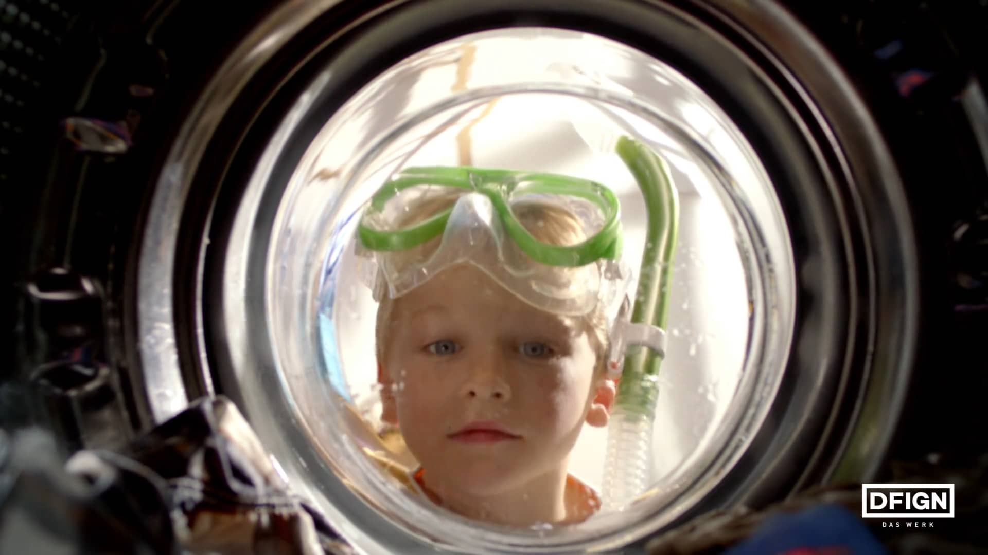 Calgon "Underwater World" / 25 sec TV Commercial on Vimeo