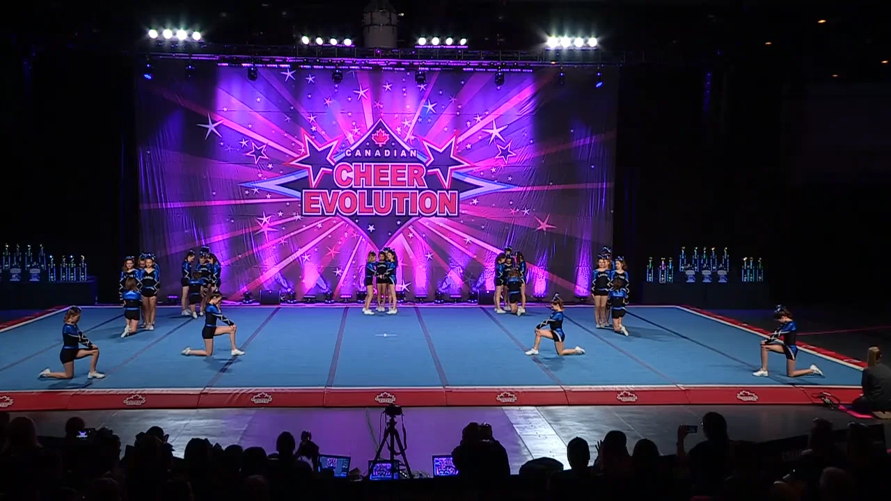 Canadian Cheer Evolution 2018 Quebec Championship - Ecole des Sentier ...