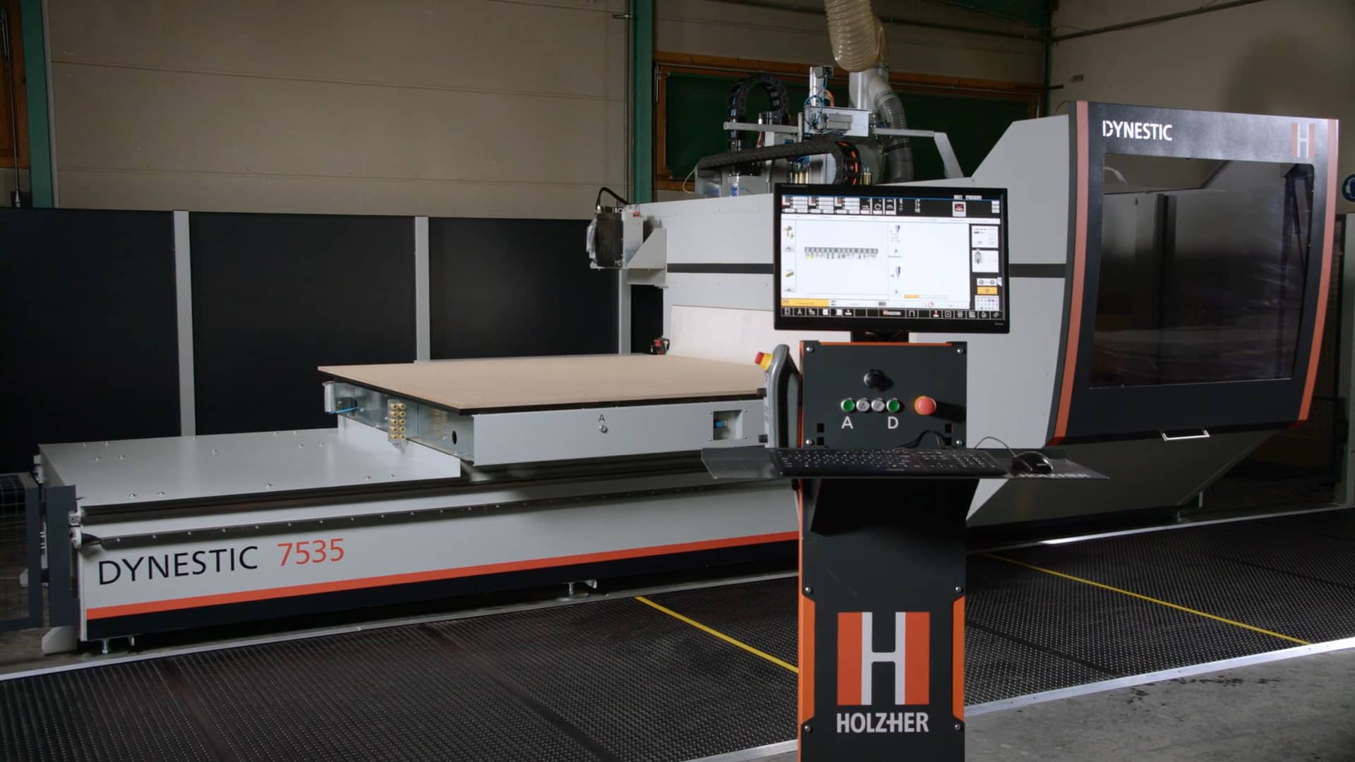 NEXTEC 7735 & DYNESTIC 7535 - The new dimension in CNC machining on Vimeo