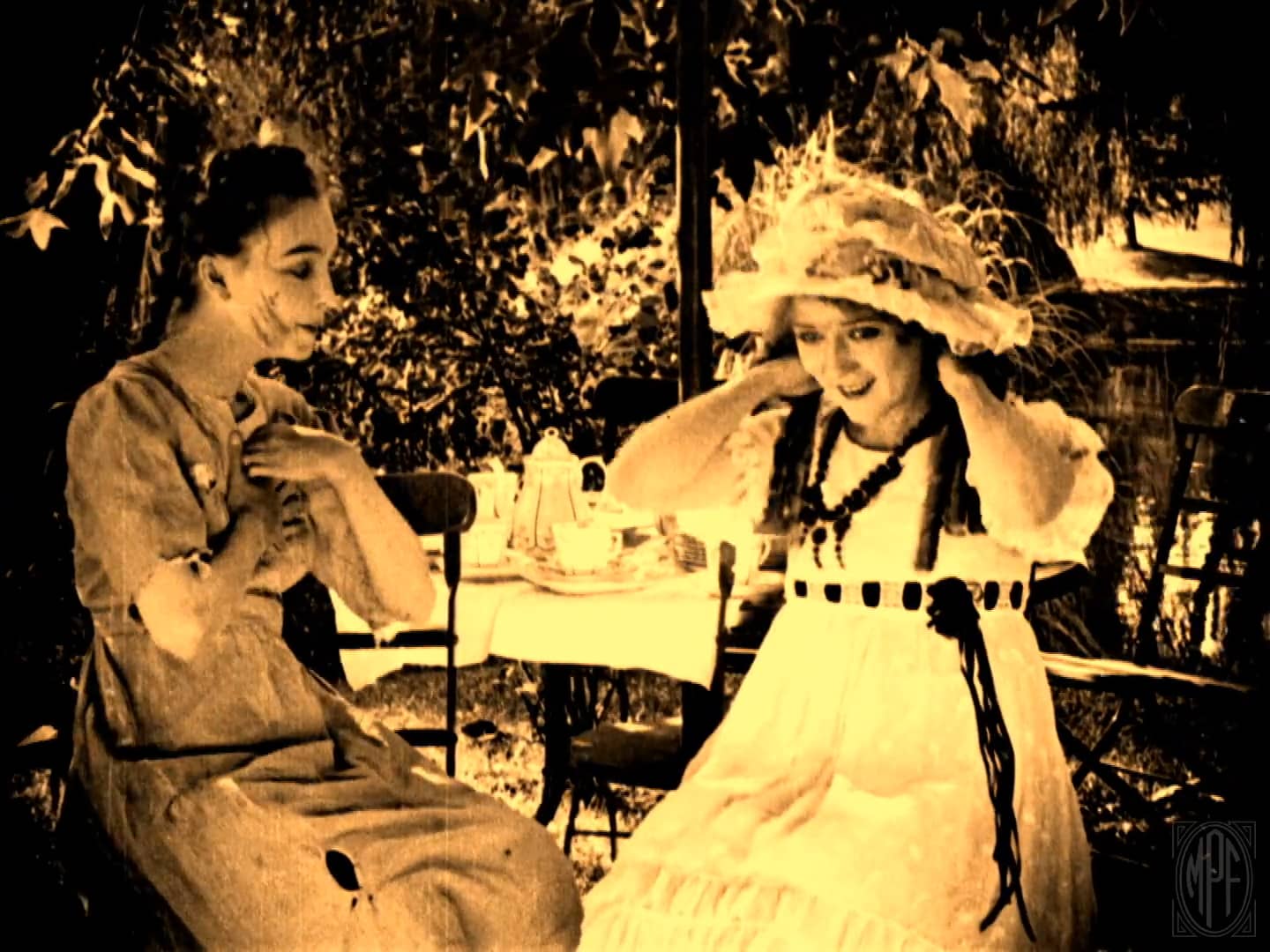 Mary Pickford - Clip from A Little Princess (1917). Music by Julian ...