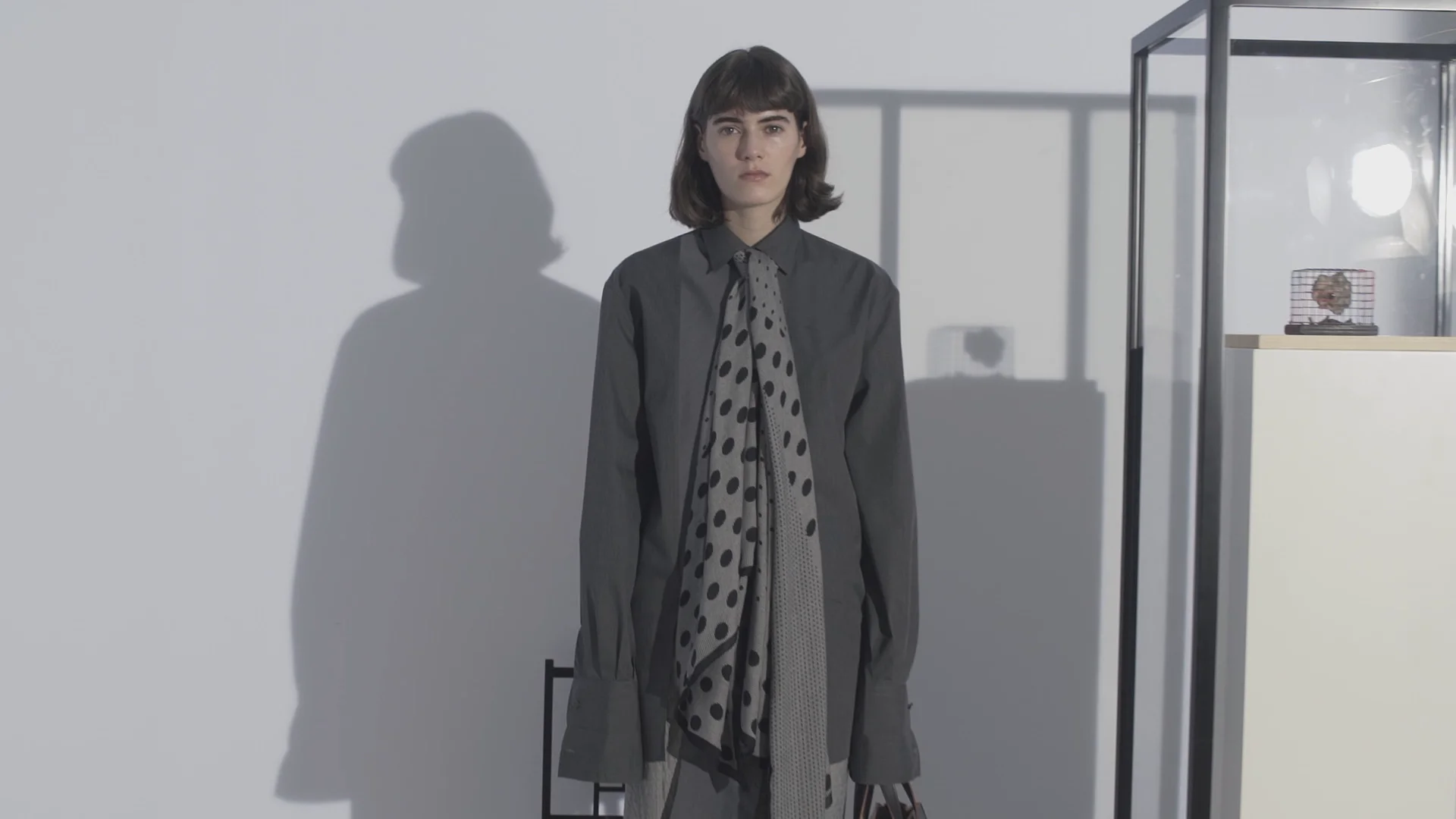 Loewe Women FW18 - Look 07 on Vimeo
