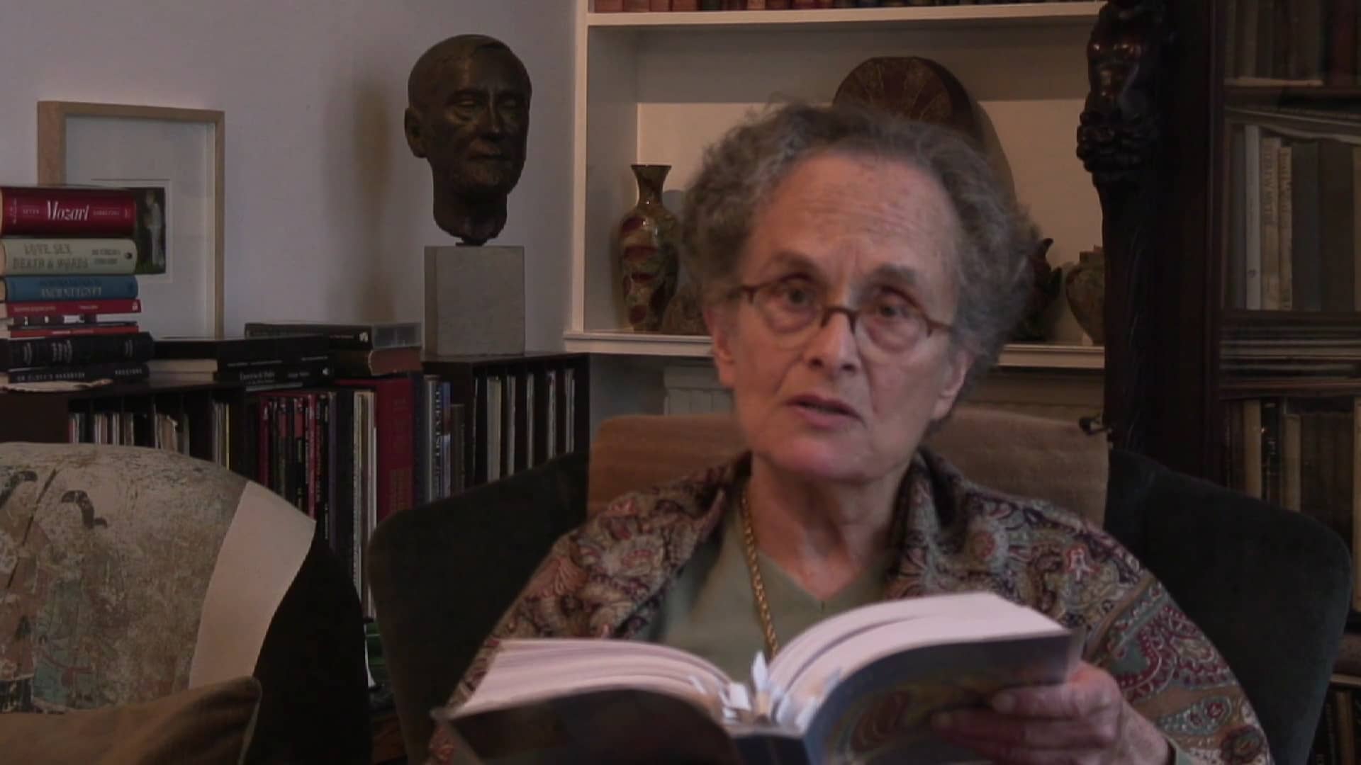 Ruth Fainlight on Vimeo