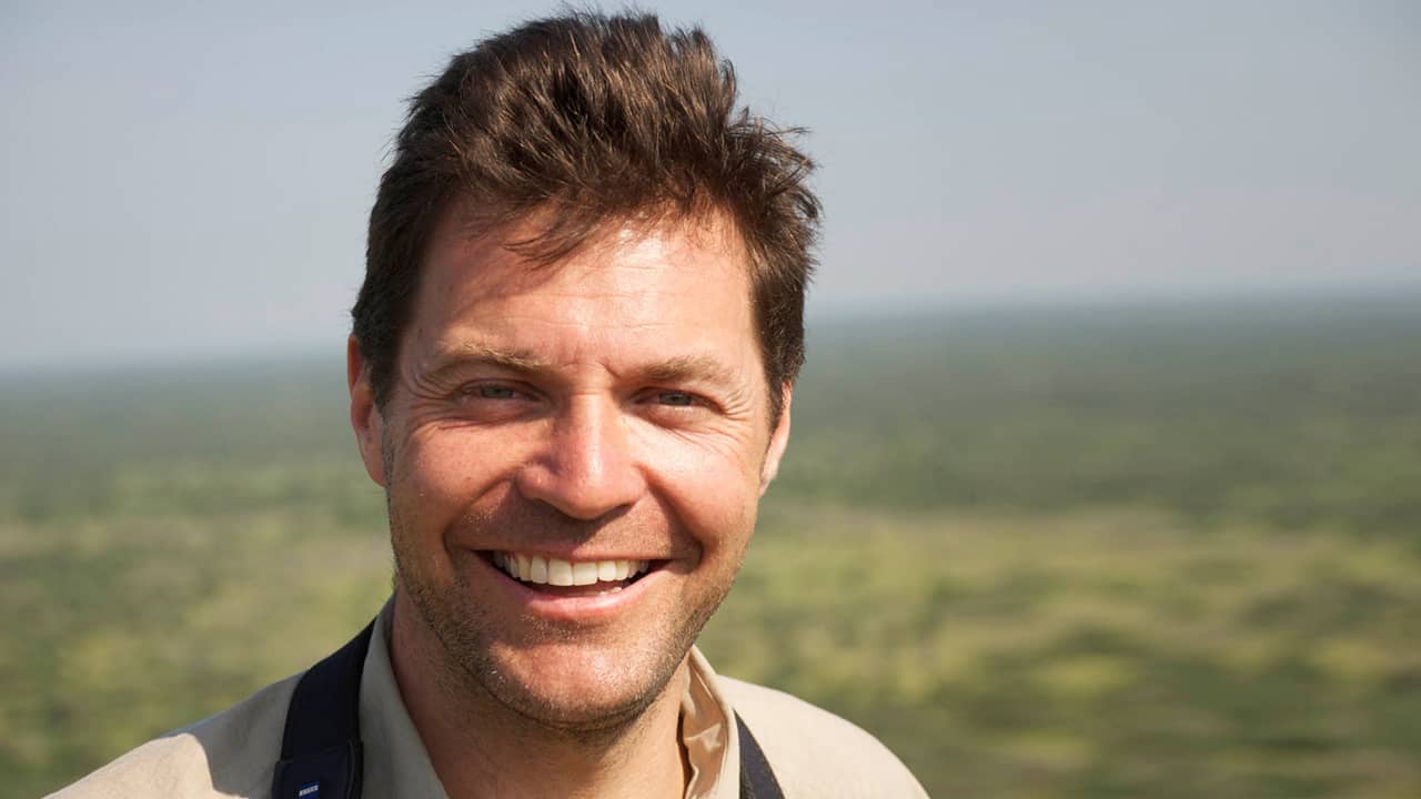 Steve Leonard TV Vet wildlife broadcaster Speaker Presenter at Great ...