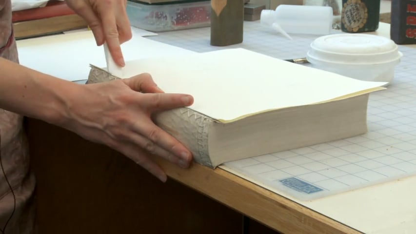 Stab-Sew Endpapers on Vimeo