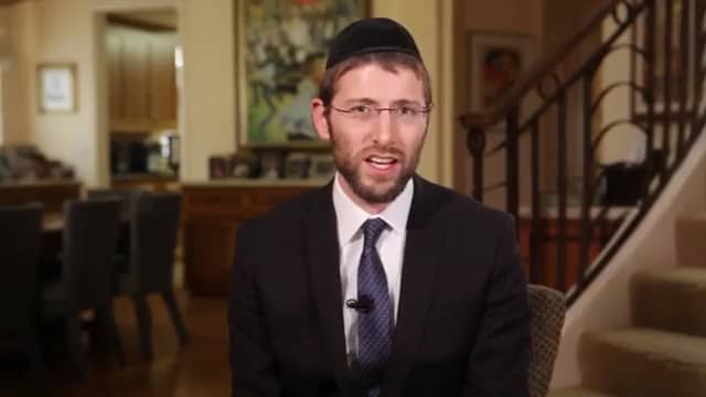 Rabbi Yoel Gold - Great Kiddush Hashem Story on Vimeo