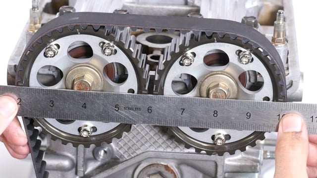 Cómo graduar una leva: Paso 1: Establecer la sincronización de la leva base