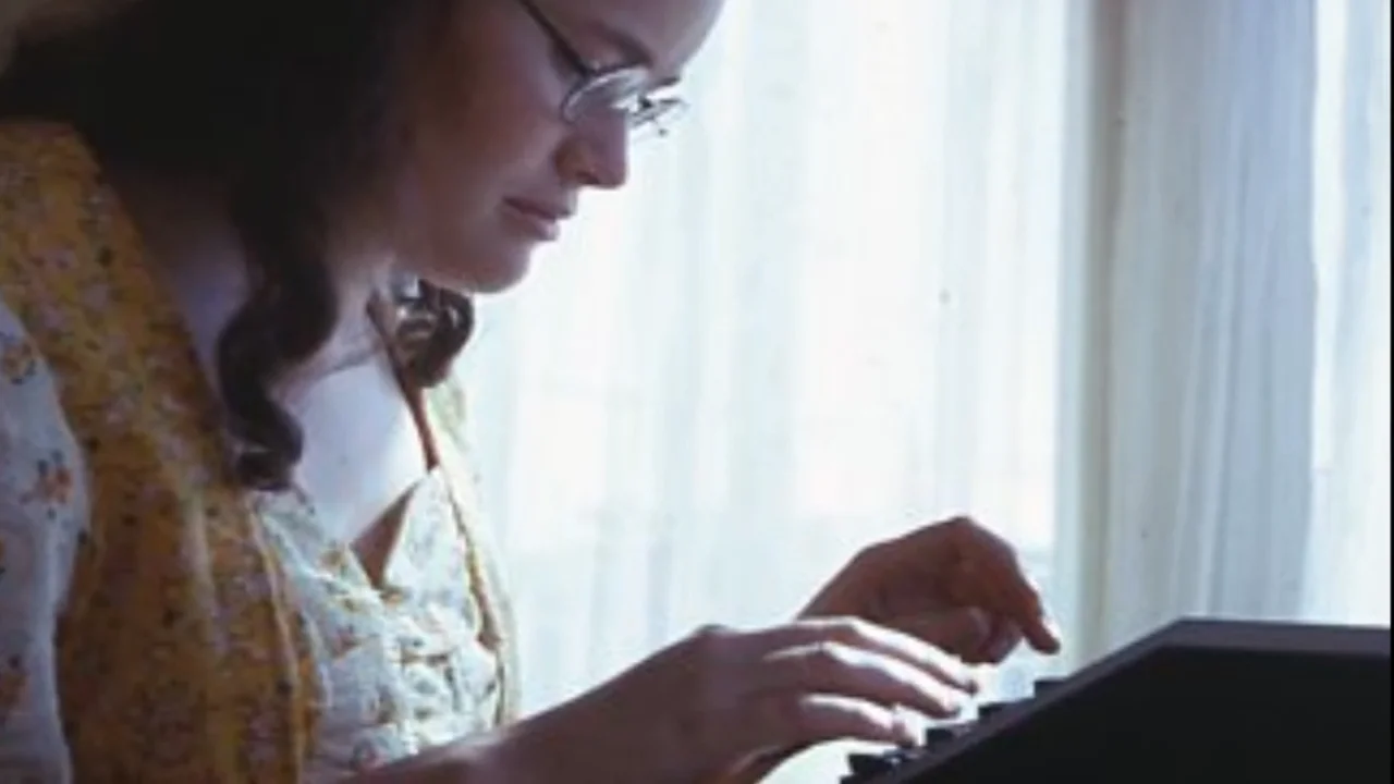 One More Show - Helen Jewell on Vimeo