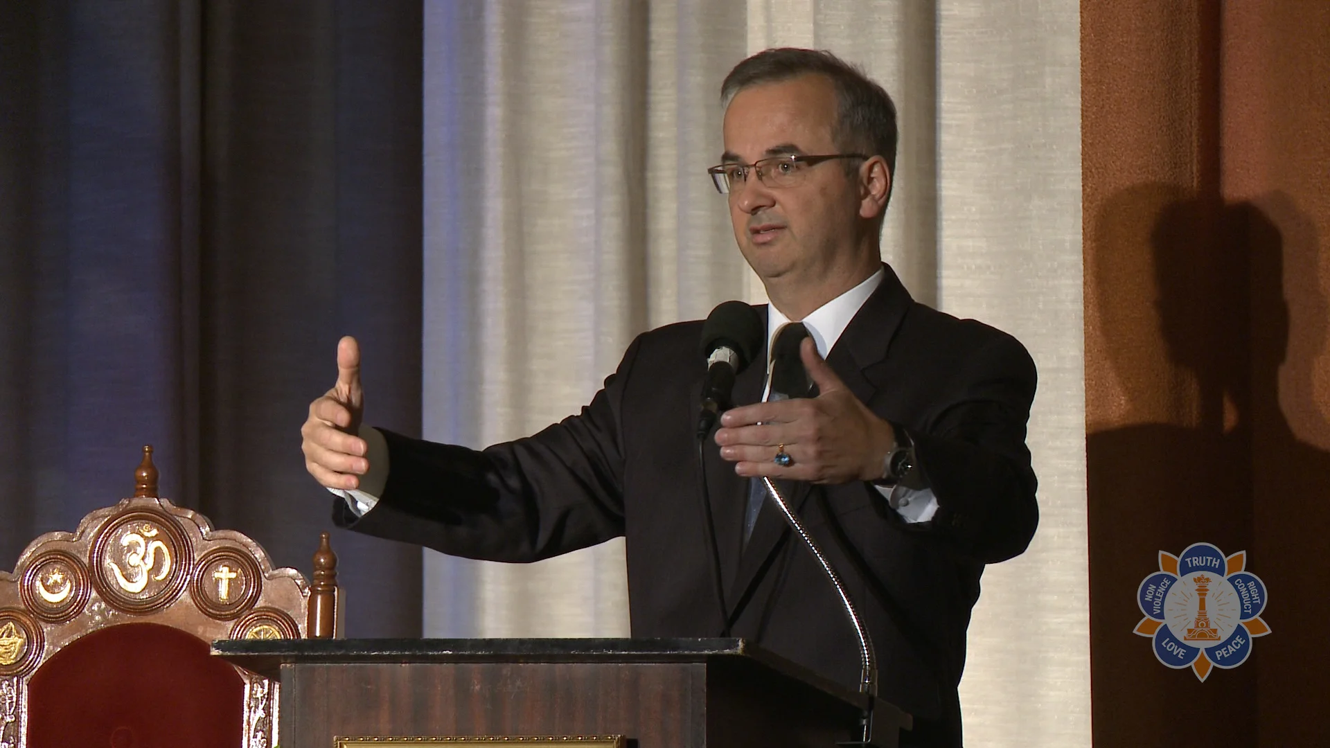 Leslie Farkas, April 2018 on Vimeo