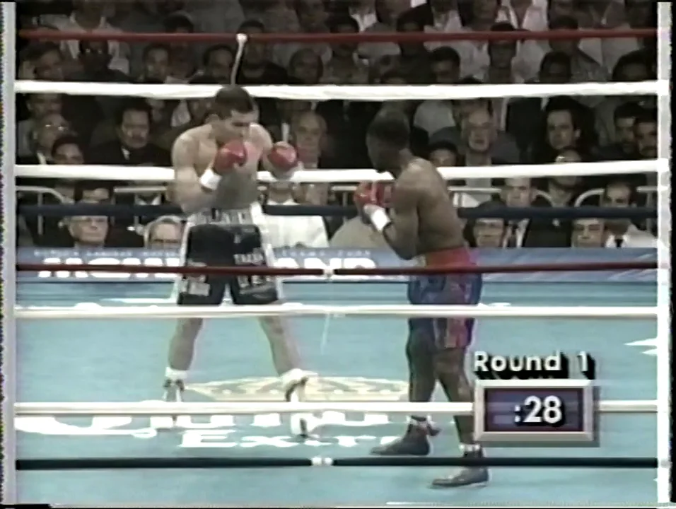 Julio Cesar Chavez vs Pernell Whitaker on Vimeo