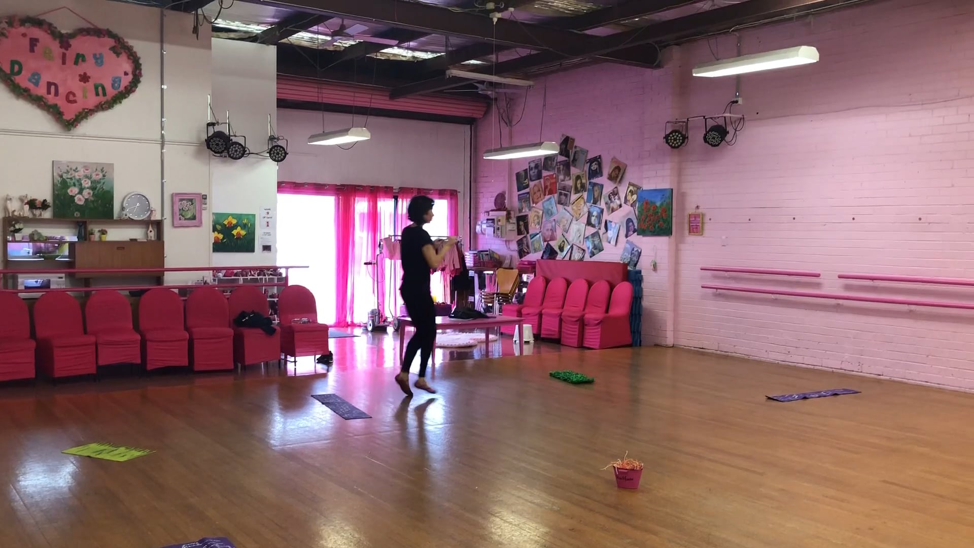 Galloping Ballet - By Emma Wiggle. on Vimeo