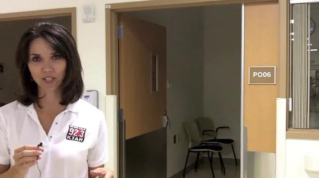 Connie Weber of News-Talk 92.3 KTAR Tours Cardon Children's