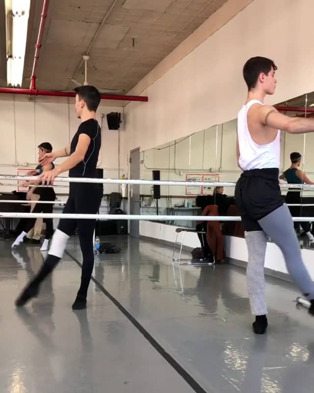 Steven Scarduzio (Ben Masters) Ballet on Vimeo