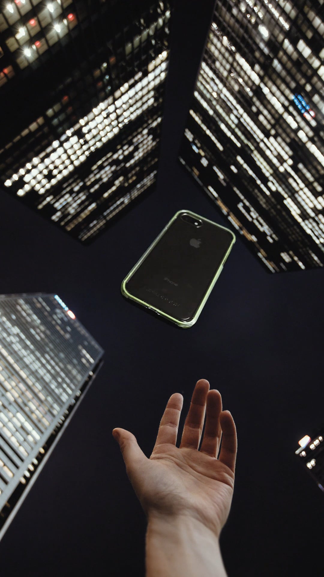 Spinning case cinemagraph on Vimeo