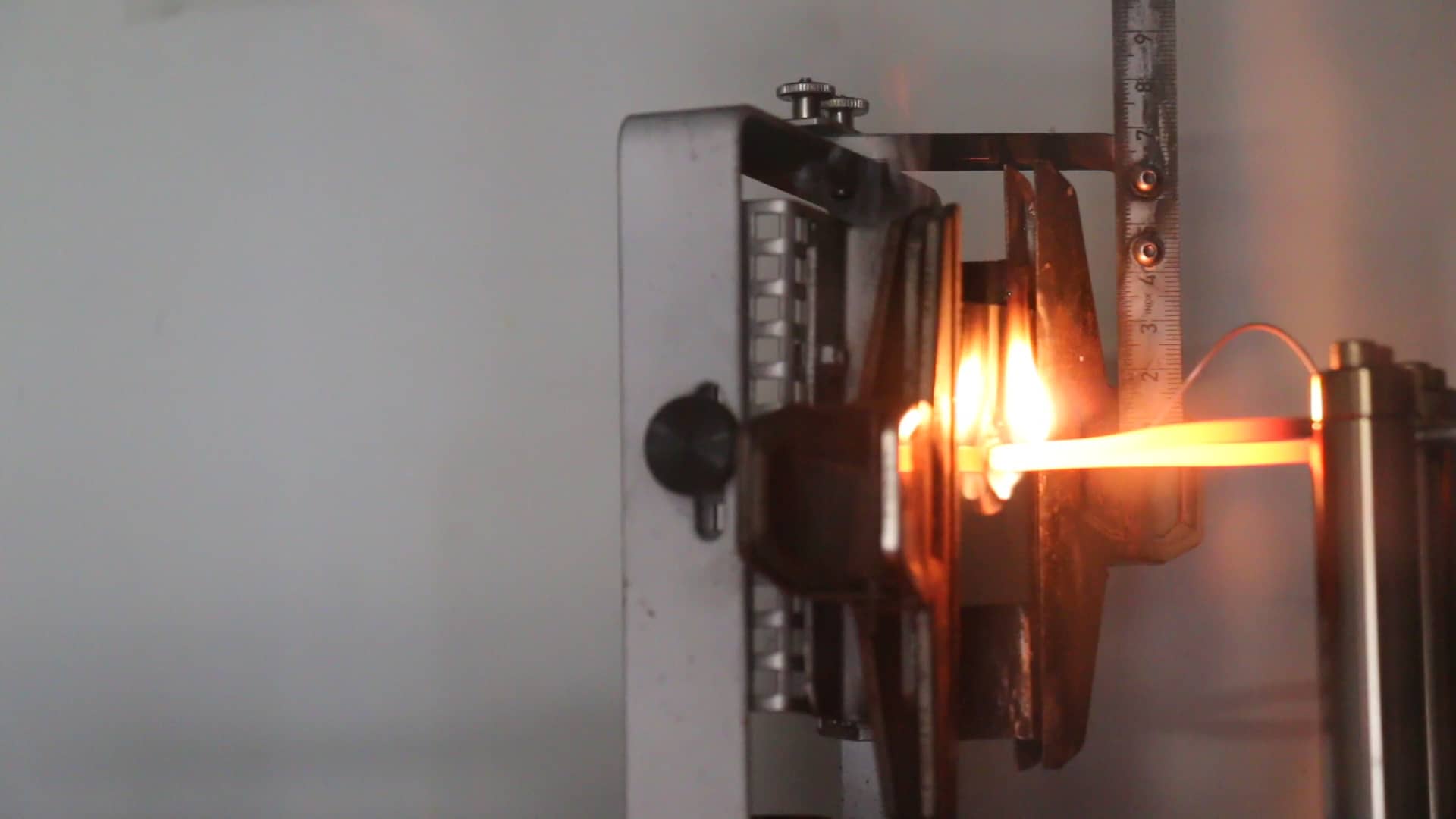 GWFI 960 °C- reinforced - flame retardant on Vimeo