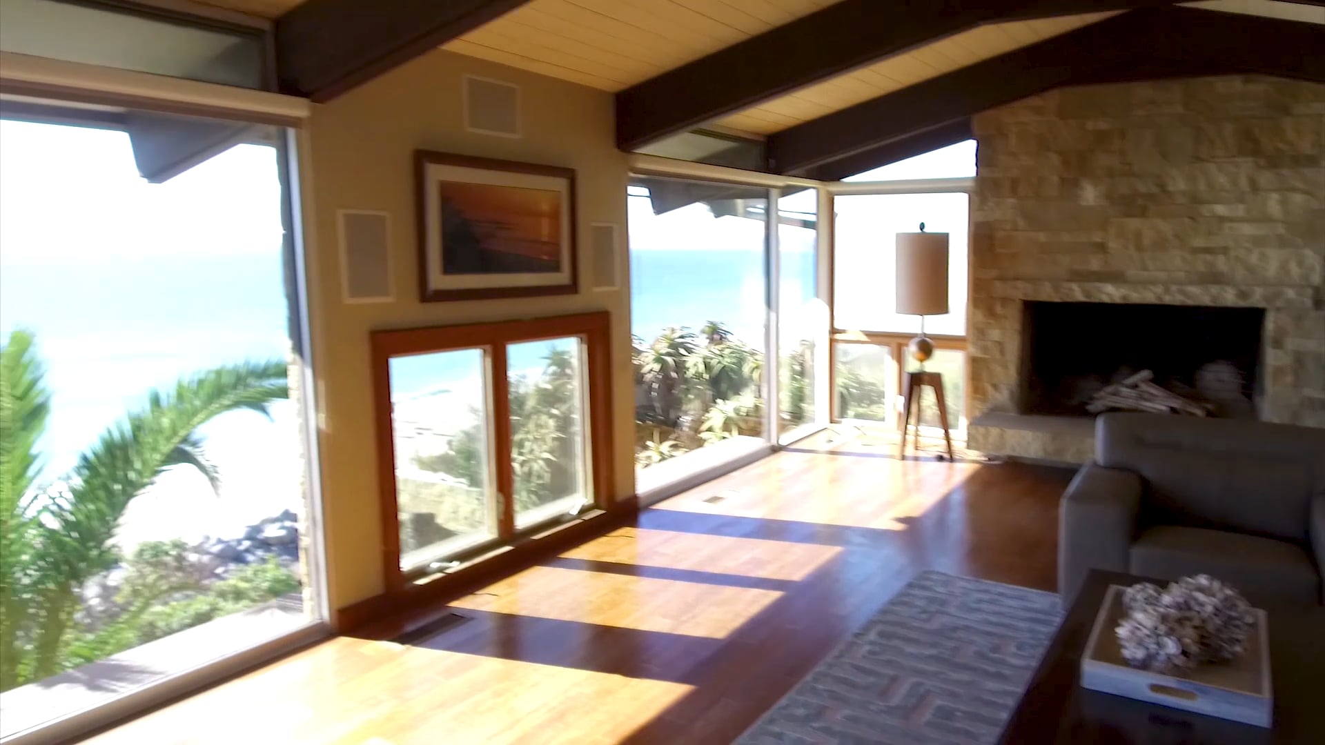 Century 21 Award's Gary Ward - Severson House Kitchen & Living on Vimeo