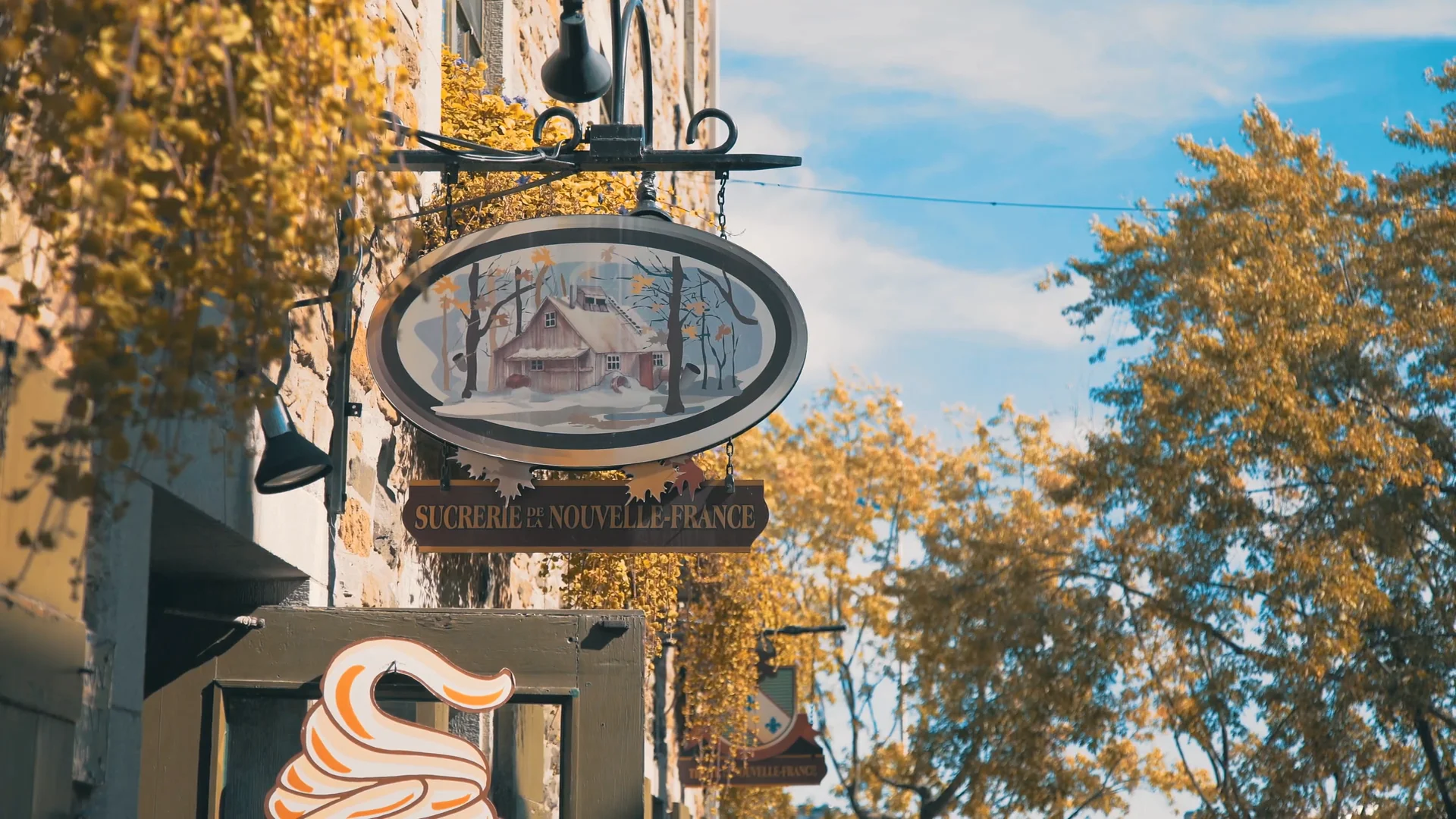 Newmarket Holidays | Canada's Maple Leaf Trail on Vimeo