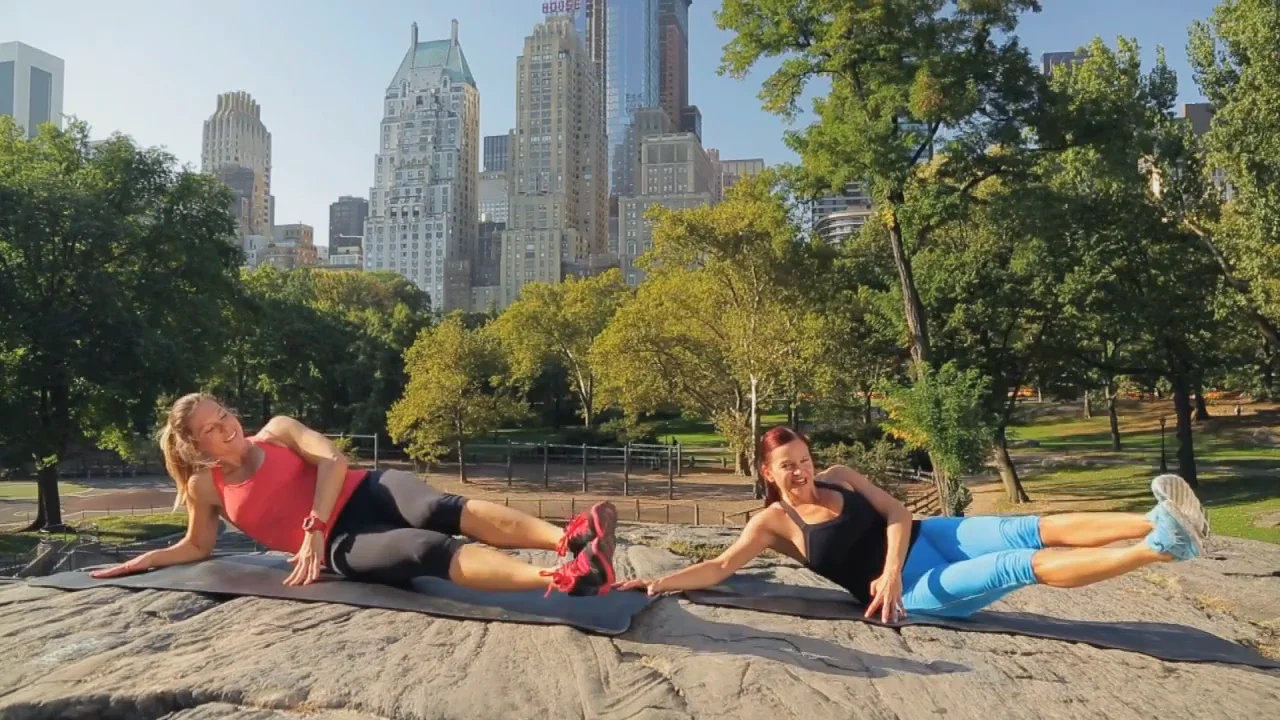 Barbara Becker – Bauch, Beine, Po Bootcamp (Trailer) on Vimeo