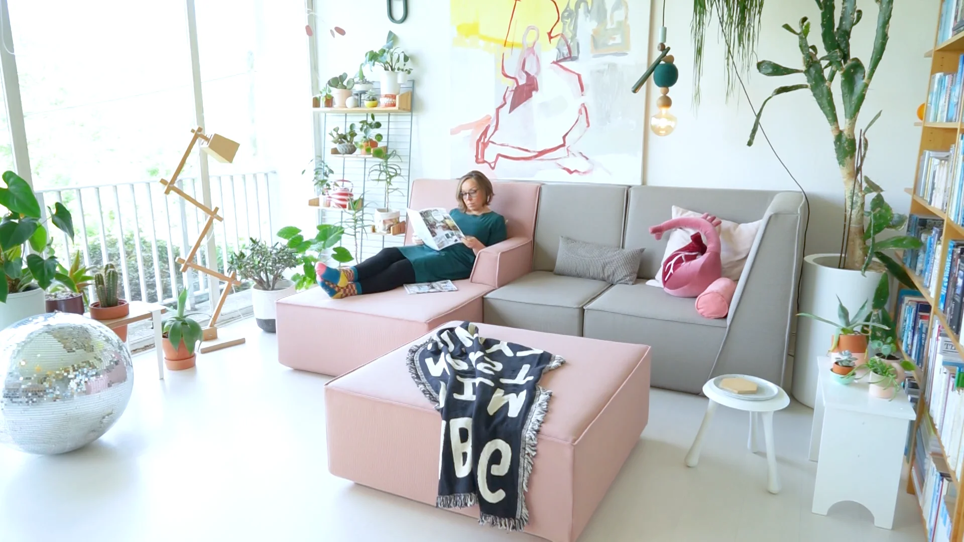 Cubit couch store