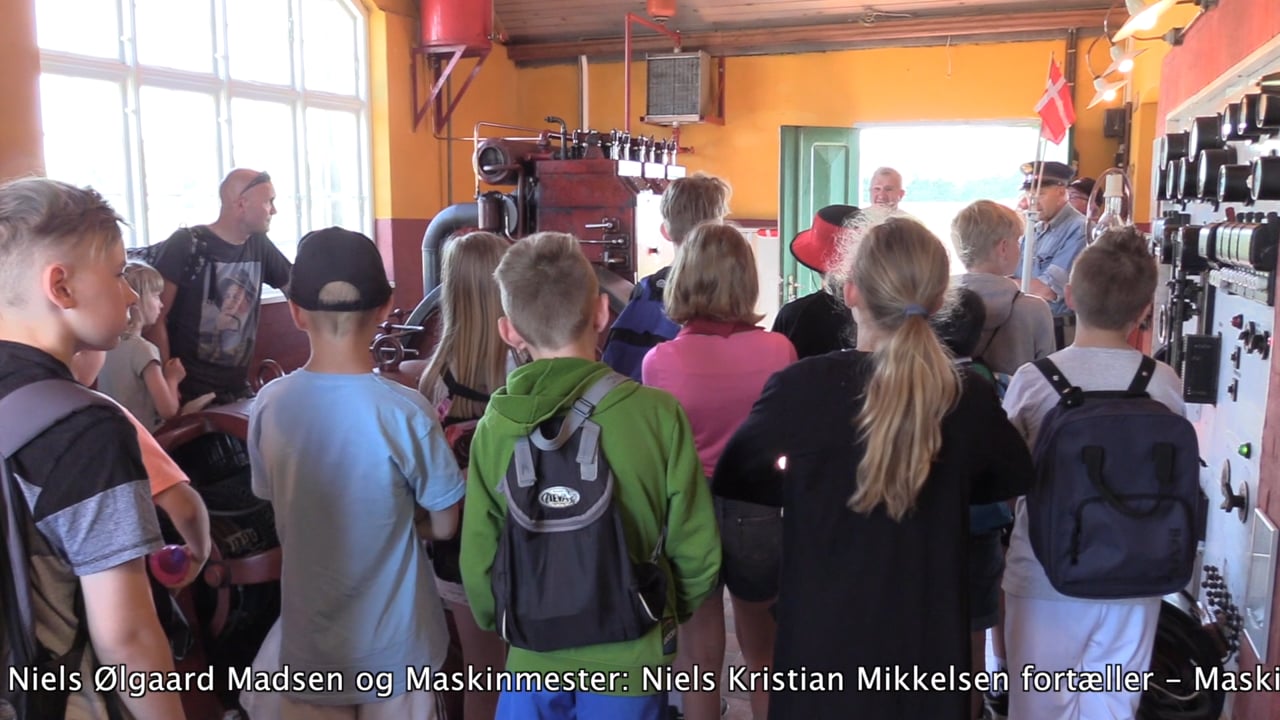 arkiv.dk | Elever fra Skovlund Friskole på Lyne gl. Elværk 2018.