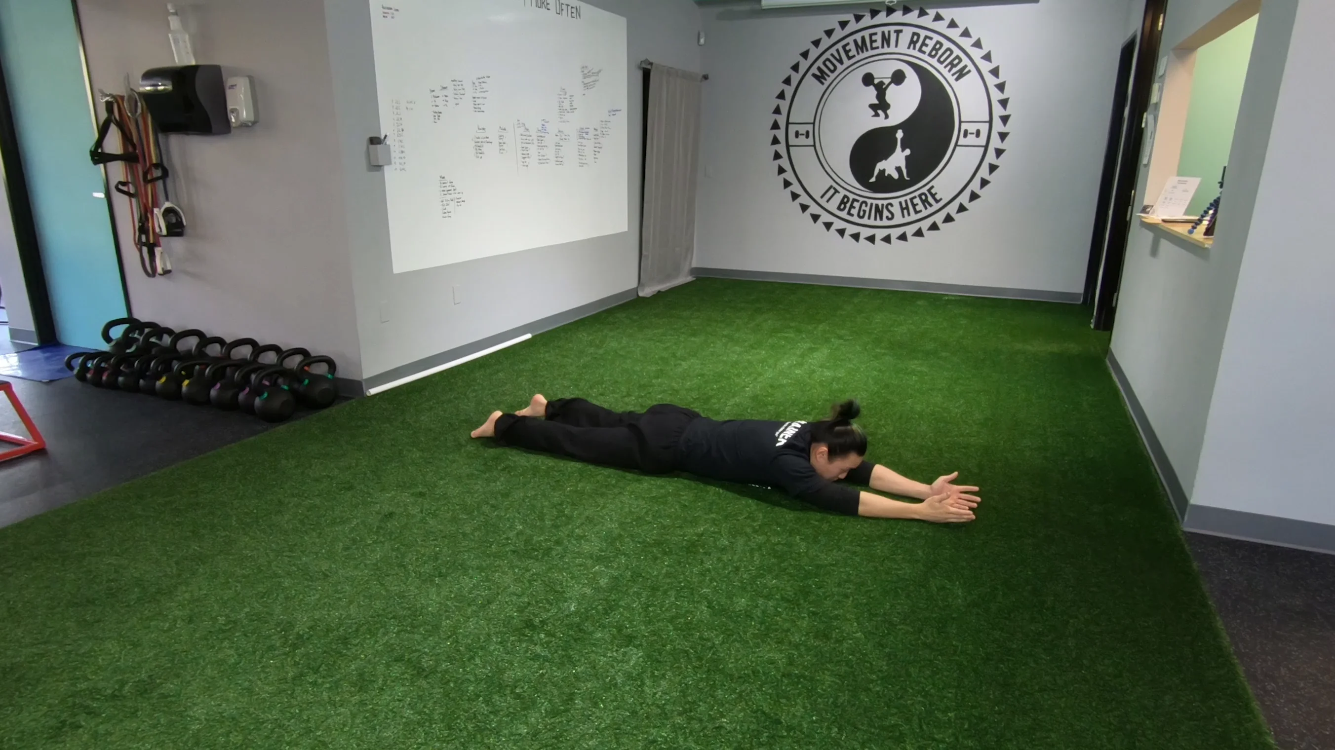 Full Body Roll Upper on Vimeo