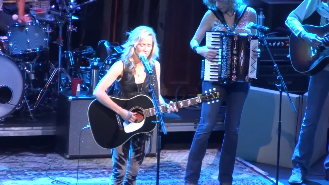 Sheryl Crow - "Redemption Day" @American Music Theatre - Lancaster, PA ...