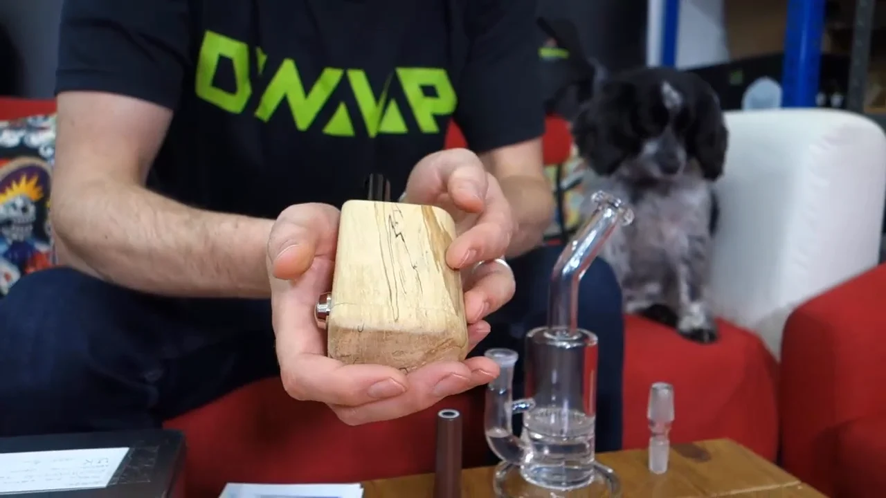 Milaana Vaporizer by Rasta Buddha Tao on Vimeo