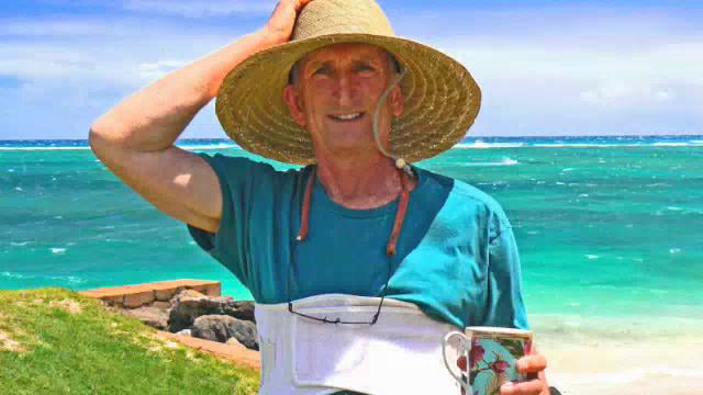 Ron Adler windsurfing Maui May 2010 on Vimeo