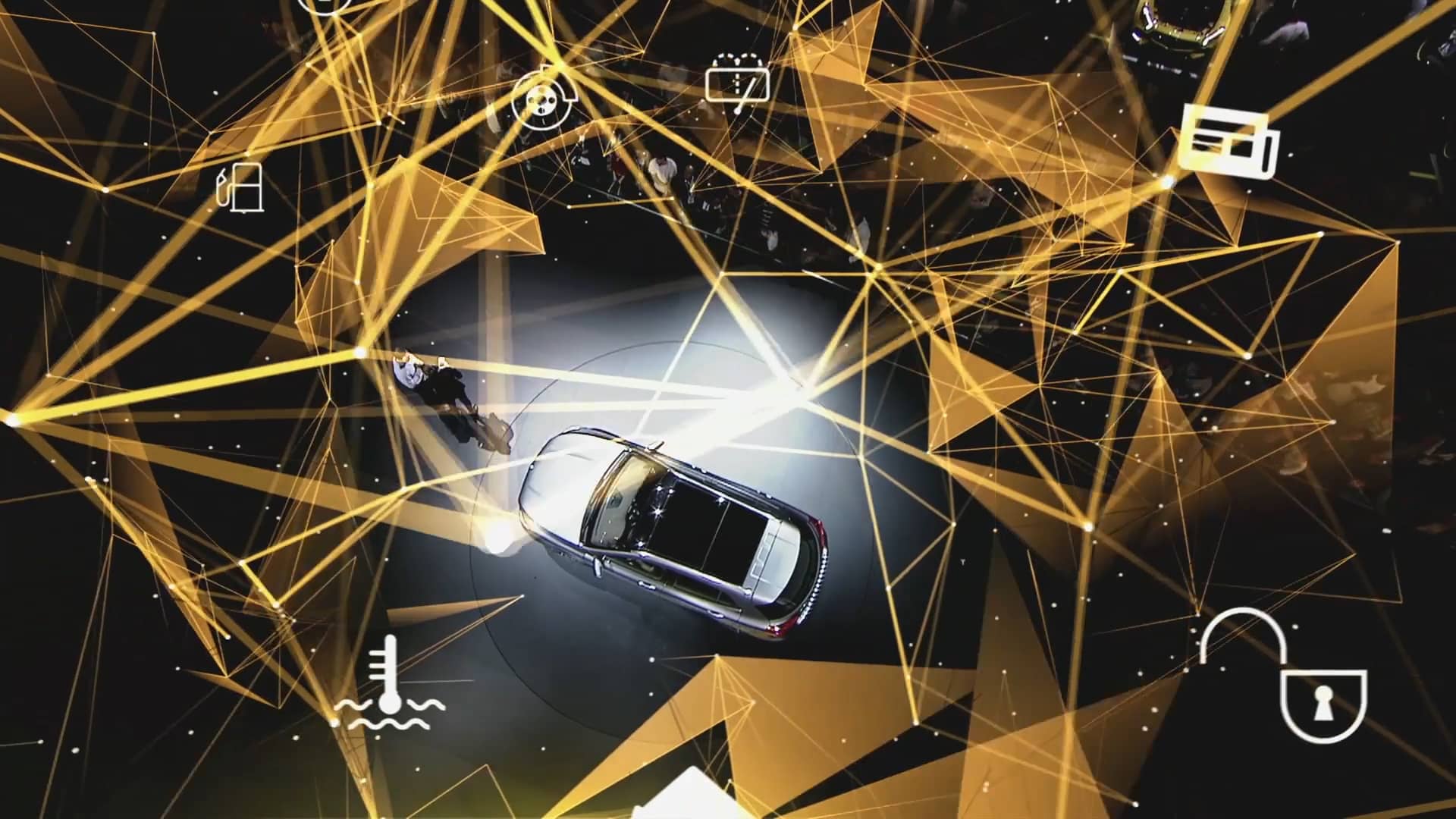 MERCEDES-BENZ IAA 2015 – Mercedes Live! Digital Presentation with ...