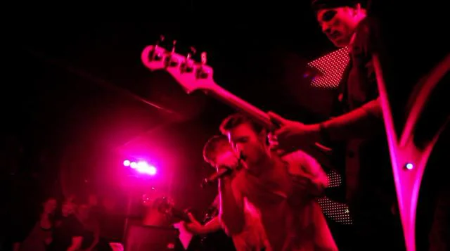 New And For Sale - Reality (Live @ Elli Disco) on Vimeo