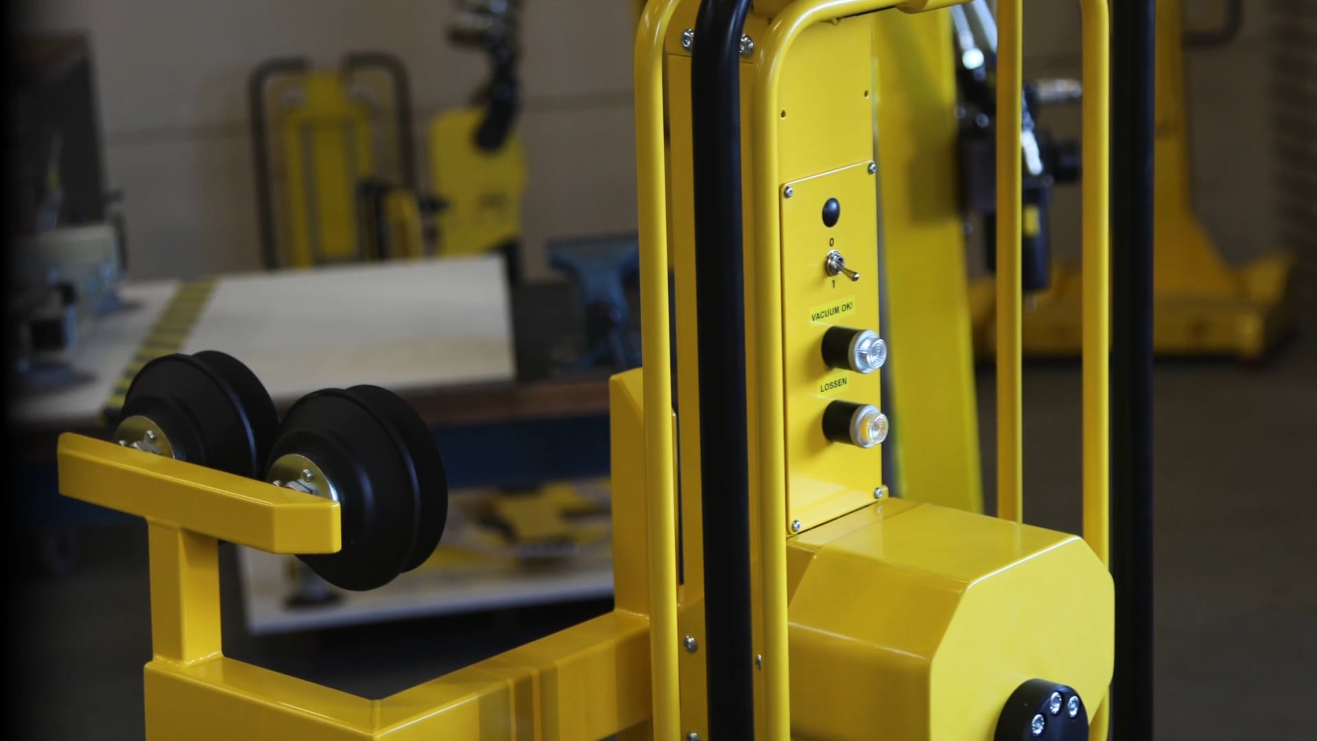 Dotec box handler. Lift & Rotate the box on Vimeo