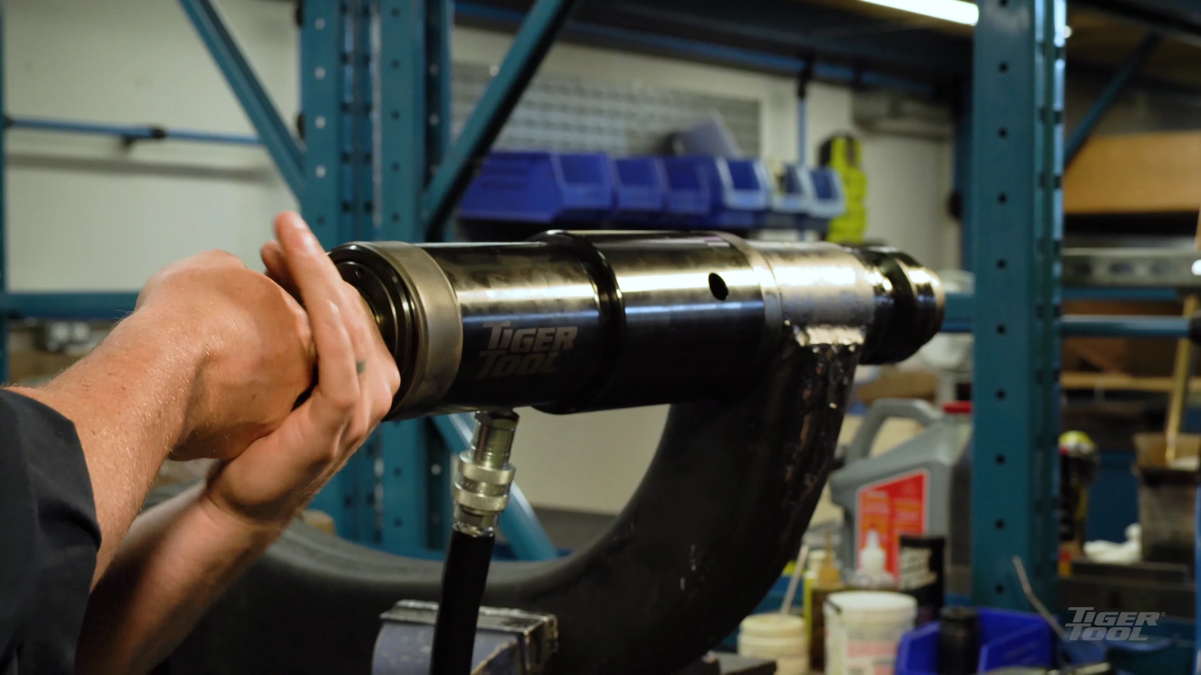 Neway AD Front Pivot Bushing Adapter | Tiger Tool 15081 on Vimeo