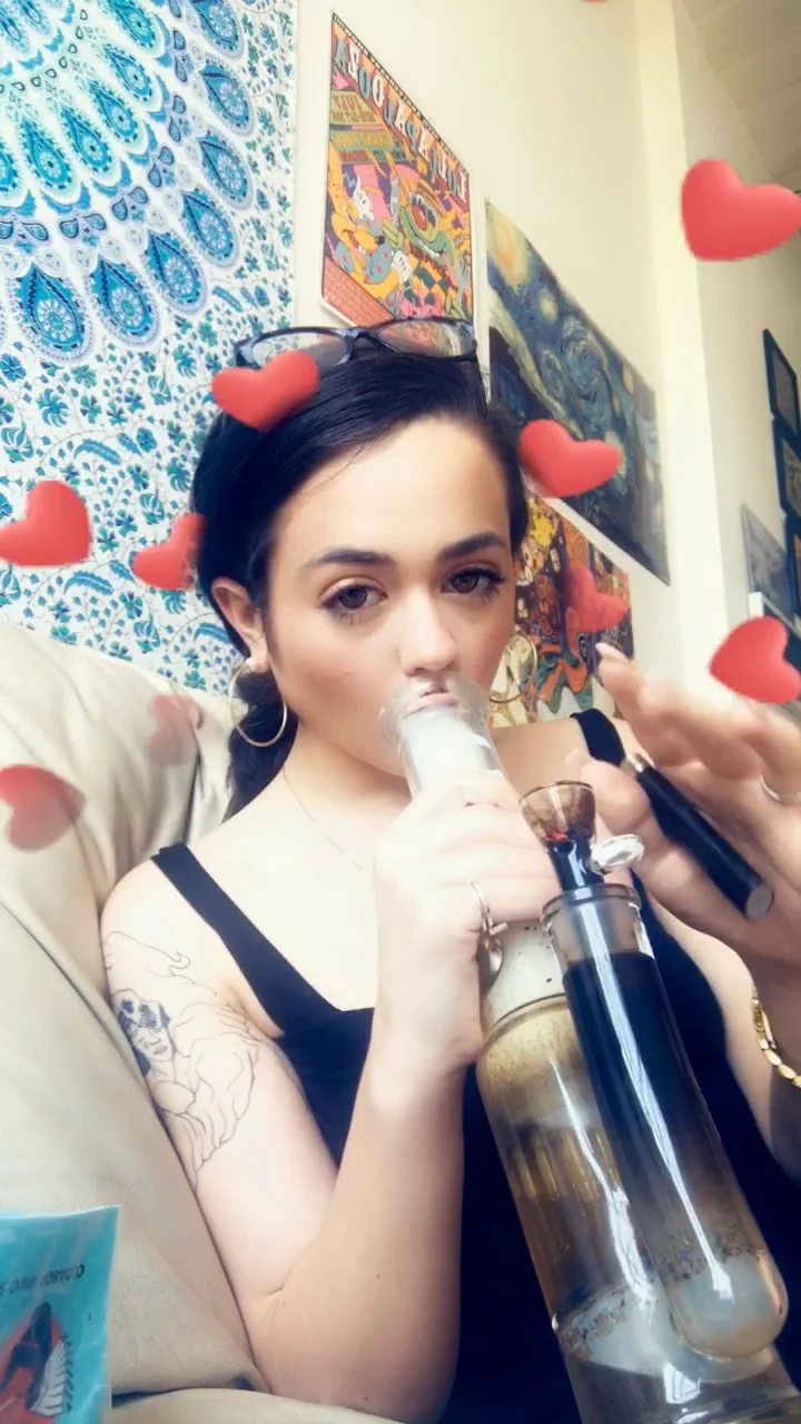 Stoned Daily™ 420 Cutie on Vimeo