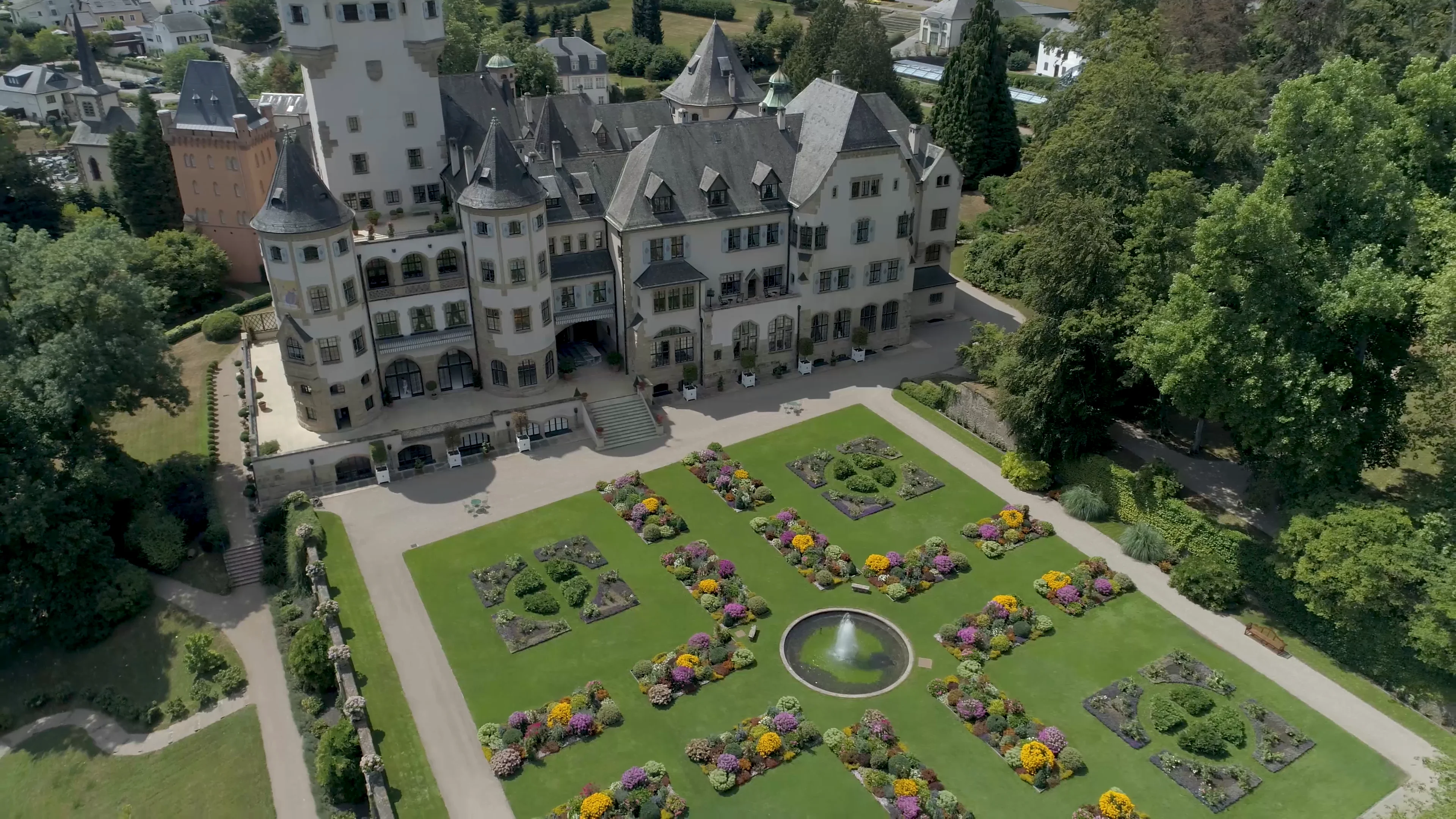 Schlass Bierg on Vimeo