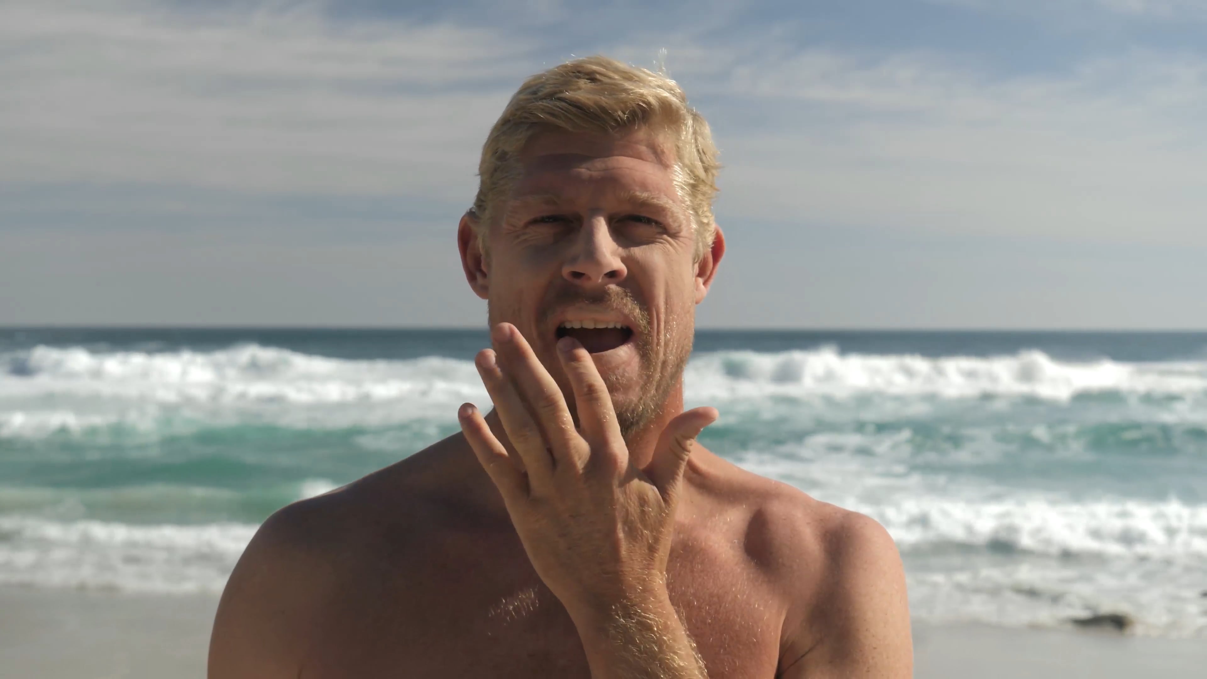 Mick Fanning Vertra Signature Stick SPF35 Cooly Beige on Vimeo
