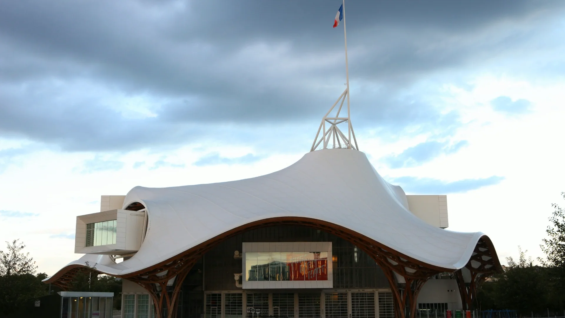 Pompimetz 2016 montage réalisé par Patrick Rottiers on Vimeo