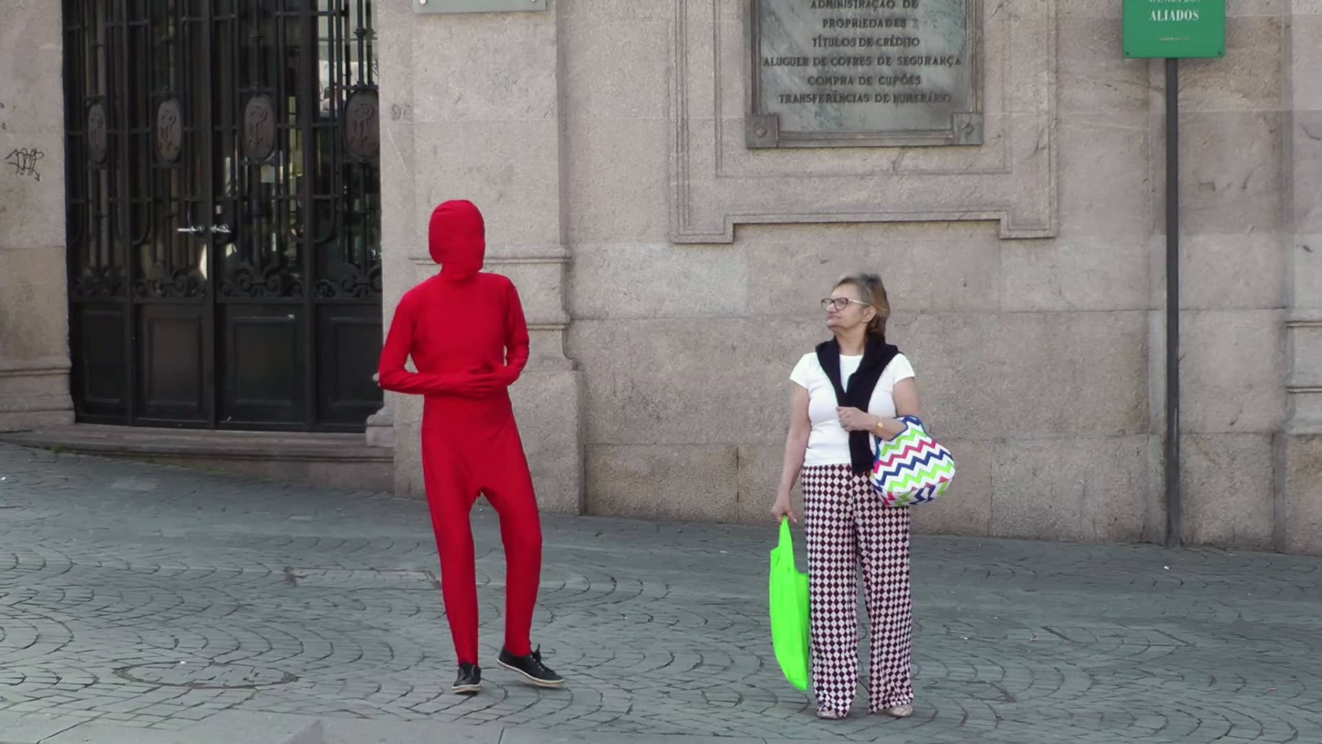 Mr Red & Mr Green on Vimeo
