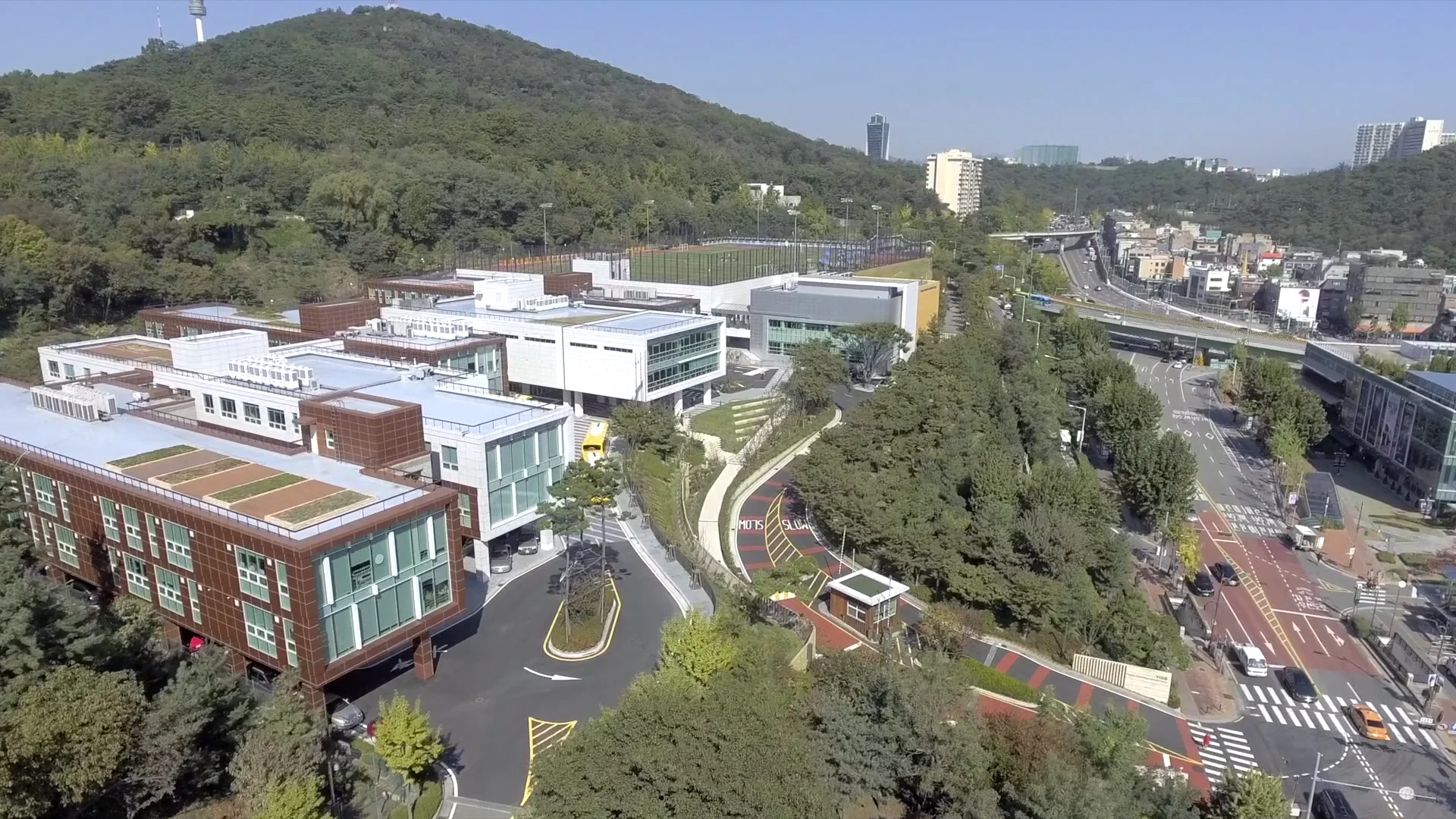 Yongsan International School of Seoul (YISS) Campus